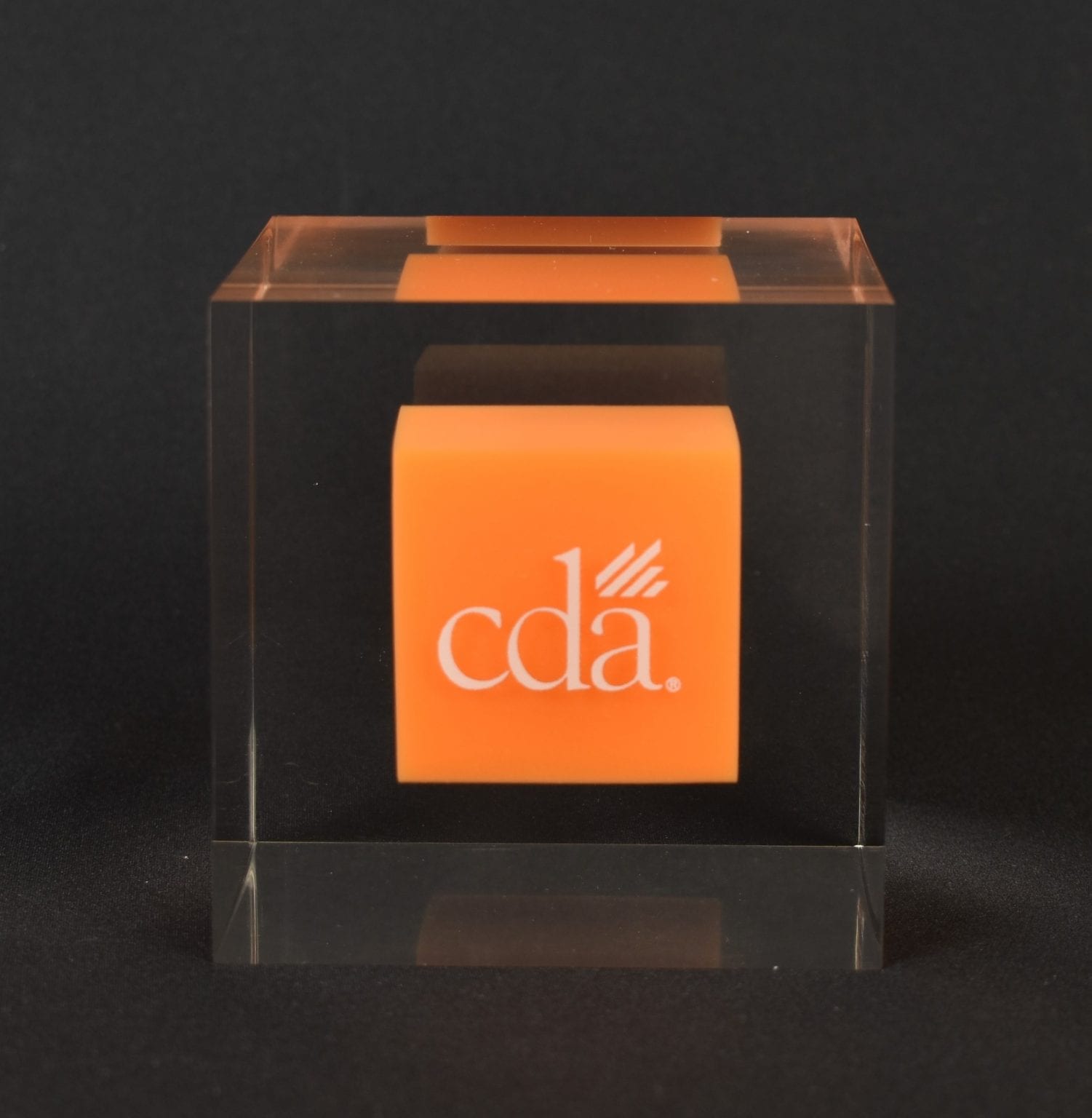 Lucite® Embedments - Acrylic Warehouse